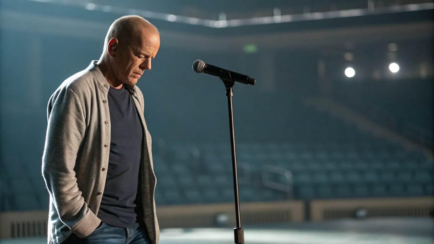 Bruce Willis Steps Away From Acting Due to Aphasia Diagnosis - The New ...